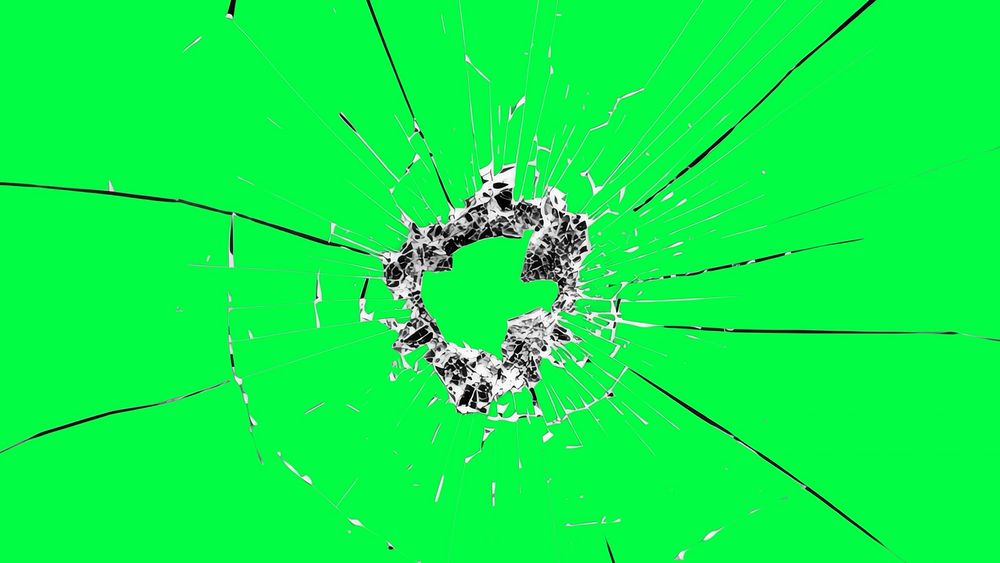 Shattered glass animation, transparent 4K | Free Video - rawpixel