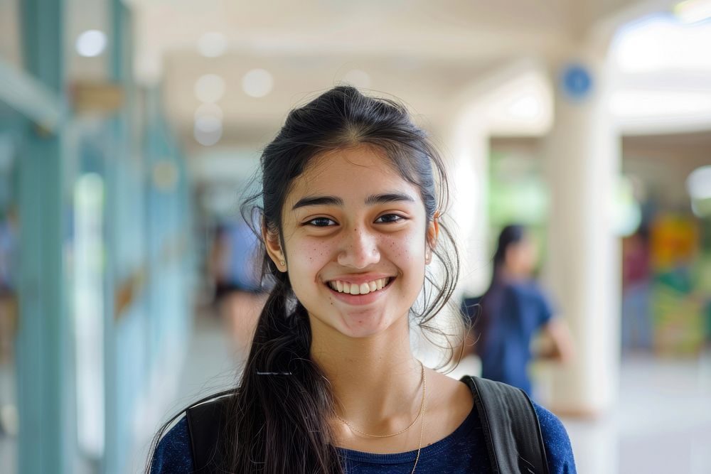 South Asian student happy dimples | Free Photo - rawpixel