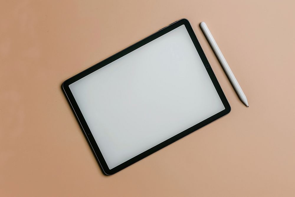 Blank tablet screen mockup display | Free Photo - rawpixel