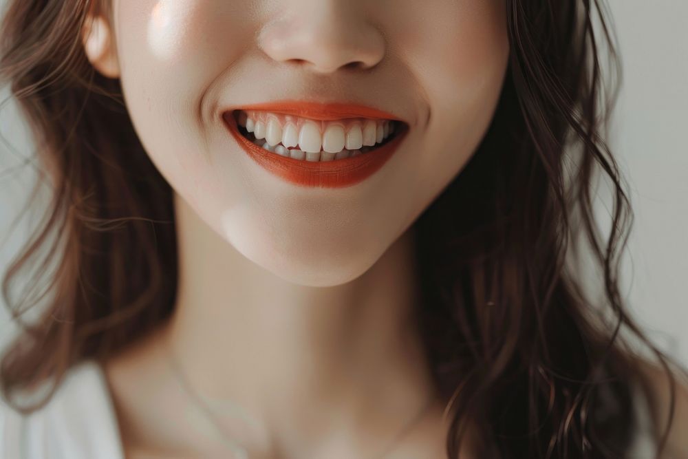 Girl smile and teeth invisalign | Free Photo - rawpixel