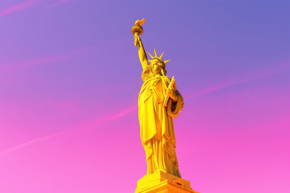 High contrast Statue Liberty statue | Premium Photo - rawpixel