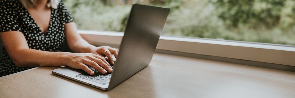 Laptop Typing On Keyboard Images | Free Photos, PNG Stickers ...