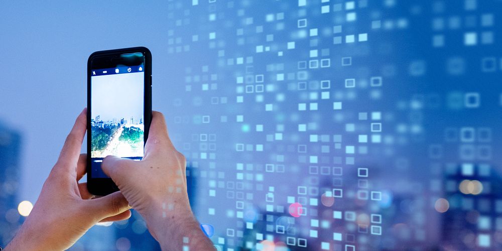 Man capturing an image city | Free Photo - rawpixel