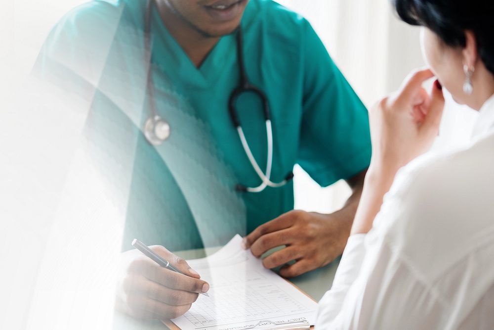 Doctor diagnose patient symptoms hospital | Free Photo Illustration ...