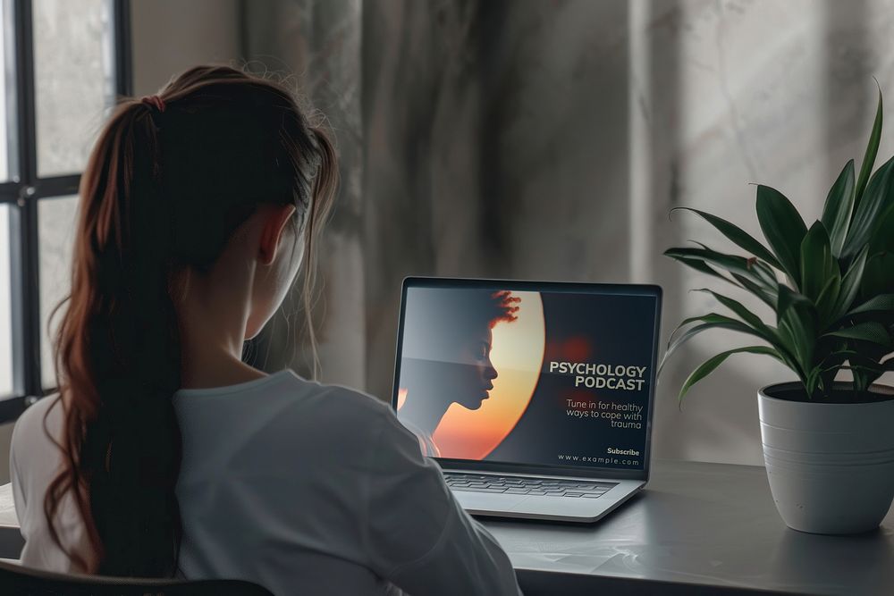 Laptop screen mockup psd | Premium PSD Mockup - rawpixel