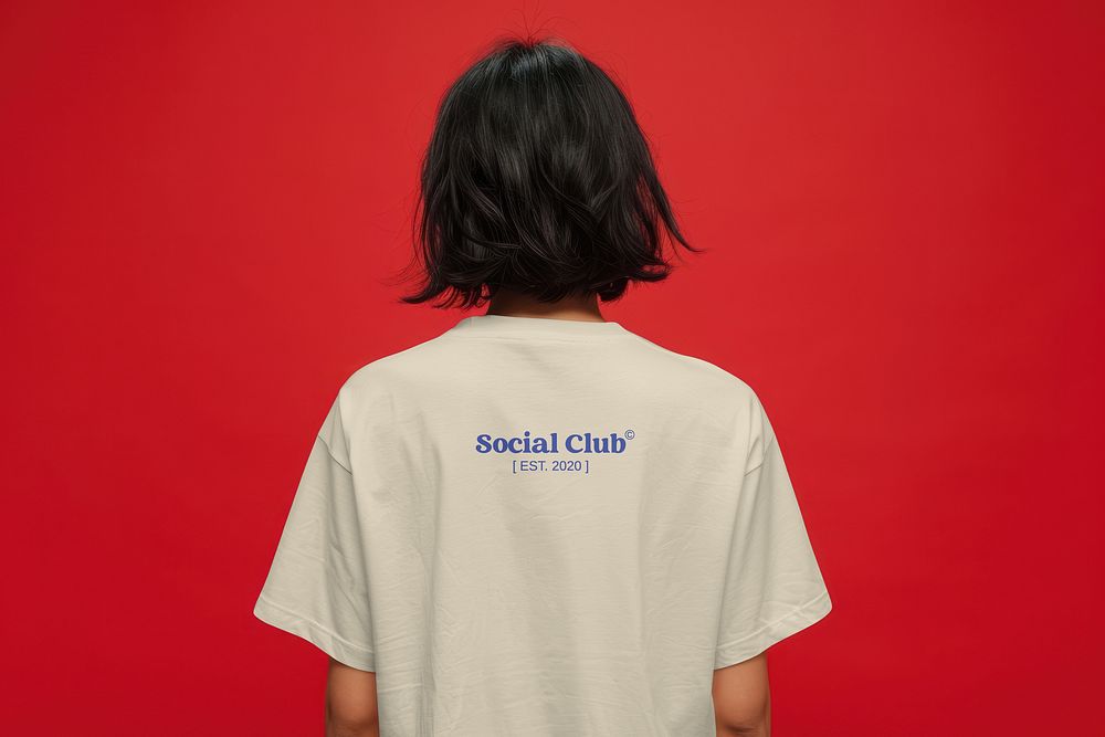 women's back view t-shirt mockup | Premium PSD Mockup - rawpixel