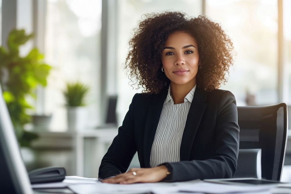 Working woman executive office modern. | Free Photo - rawpixel