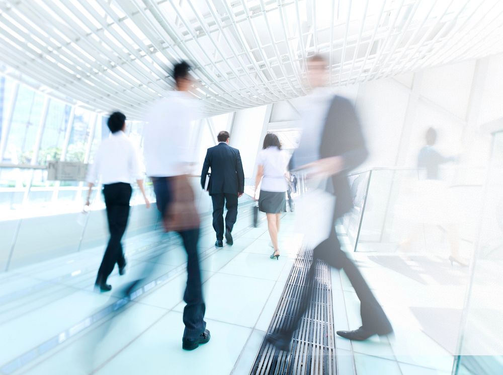 Modern business people walking corridor | Free Photo - rawpixel