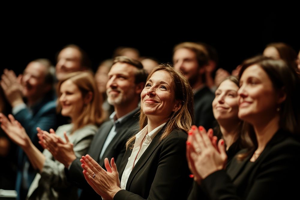 Real happy business people clapping | Free Photo - rawpixel