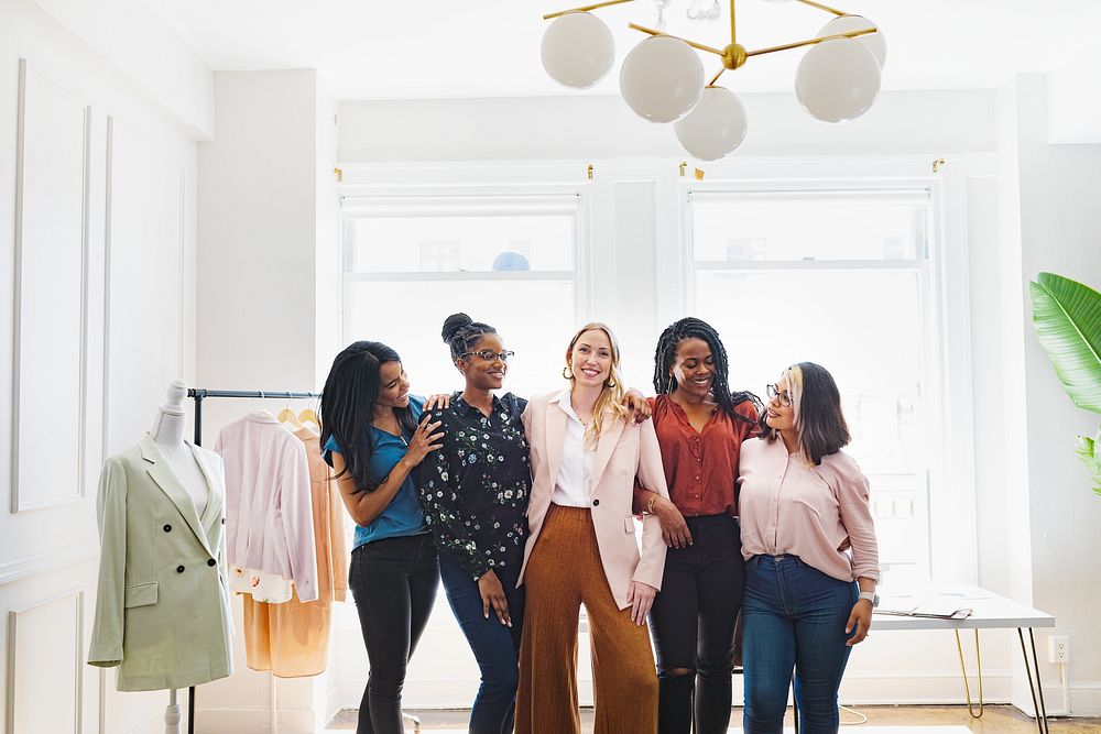 Diverse group small business women | Premium Photo - rawpixel