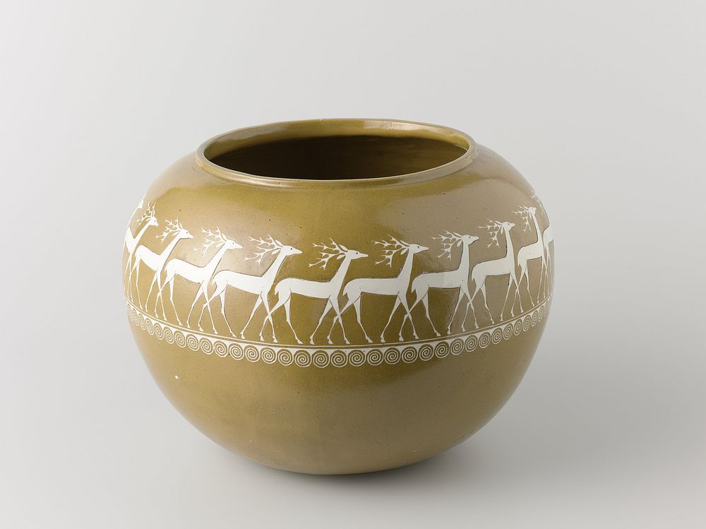 Pot beschilderd met fries van | Free Photo - rawpixel