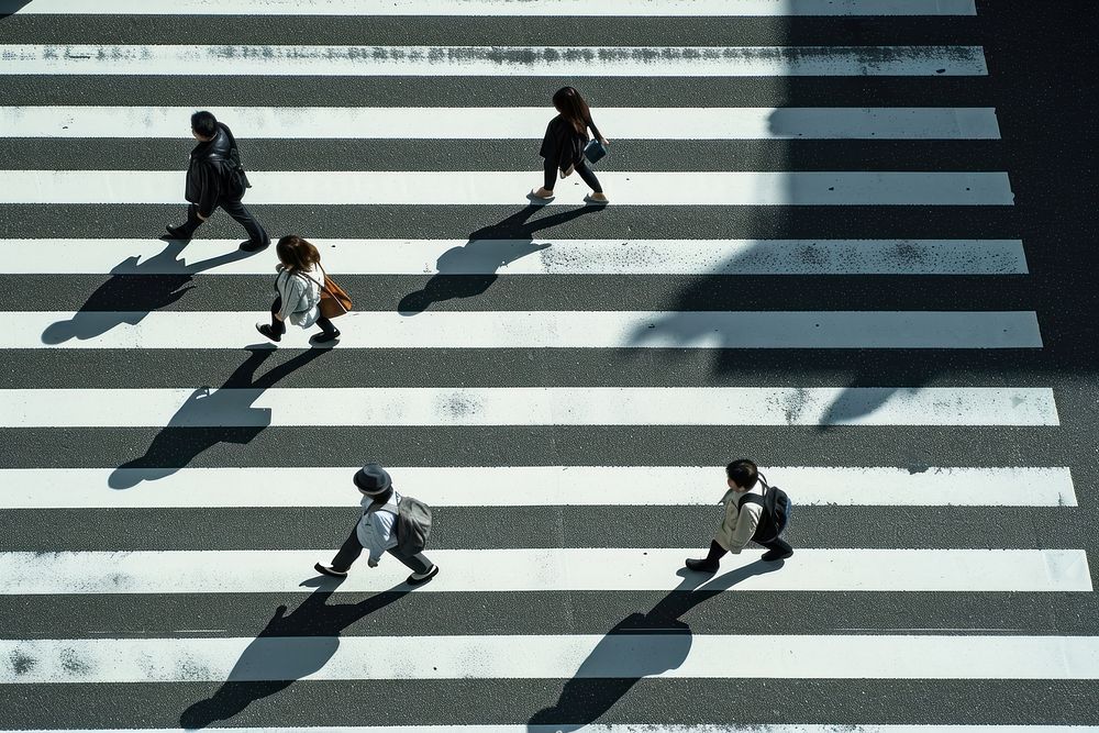 Japanese people walking zebra crossing | Free Photo - rawpixel