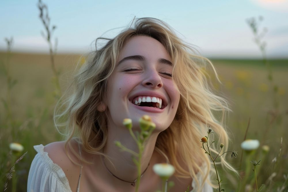 British woman laughing smile adult | Free Photo - rawpixel