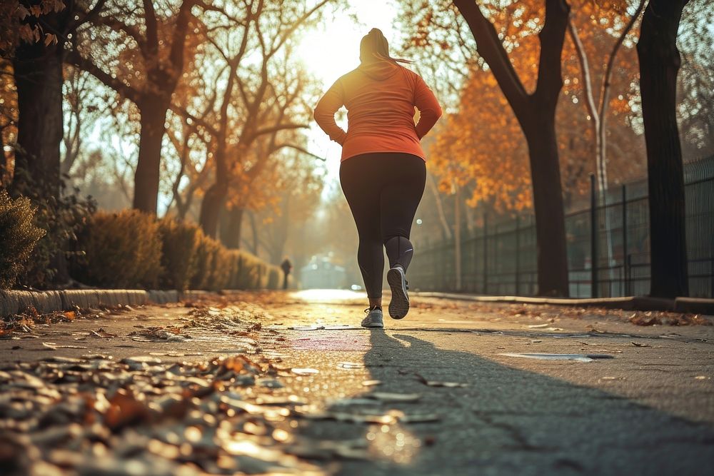 Fat woman jogging running architecture | Free Photo - rawpixel