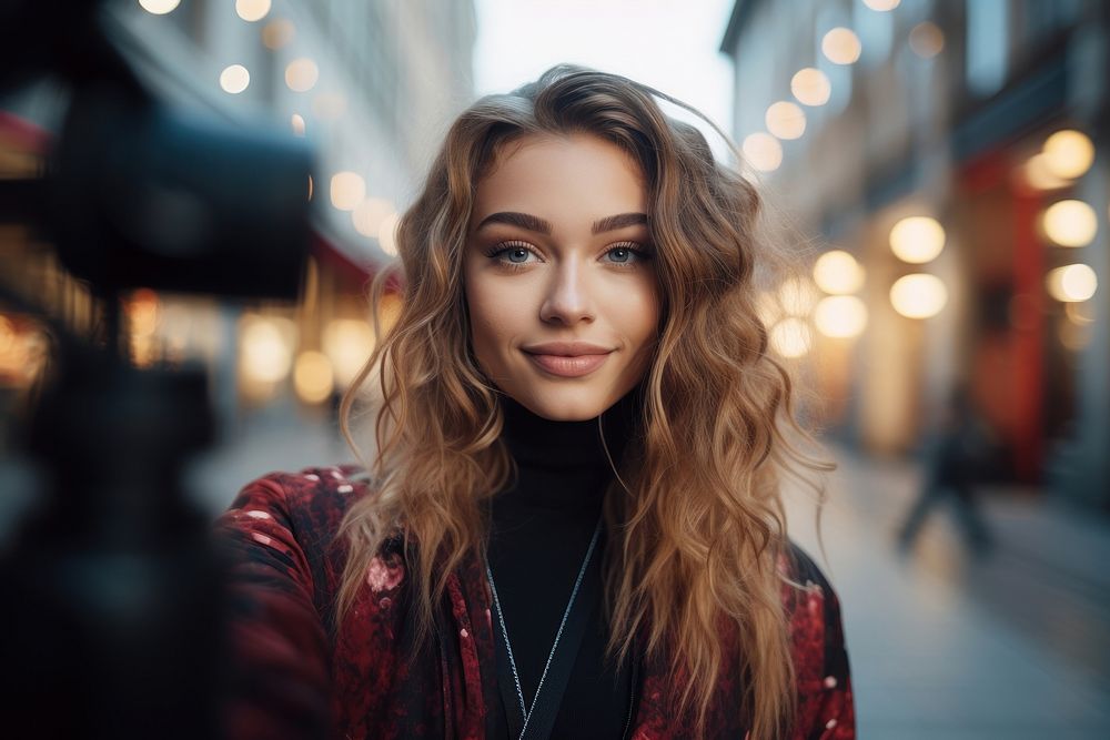 Influencer portrait photo photographing. | Premium Photo - rawpixel