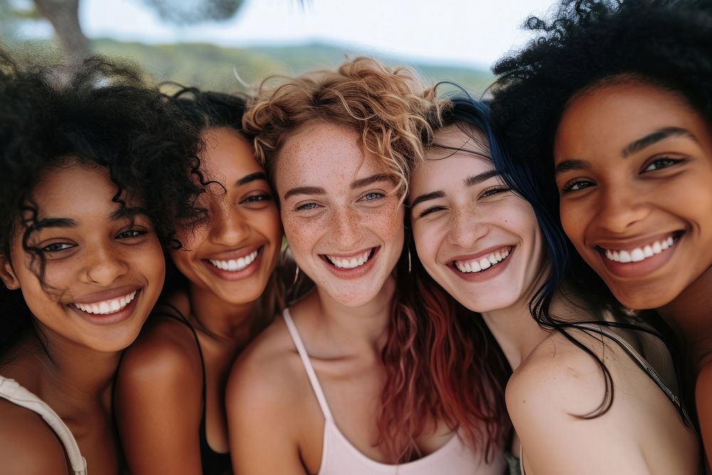 Group happy women laughing smiling | Free Photo - rawpixel