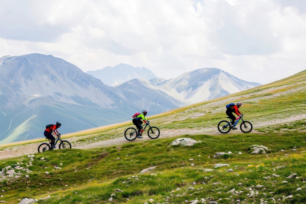 Cyclists descends slope their mountain | Free Photo - rawpixel