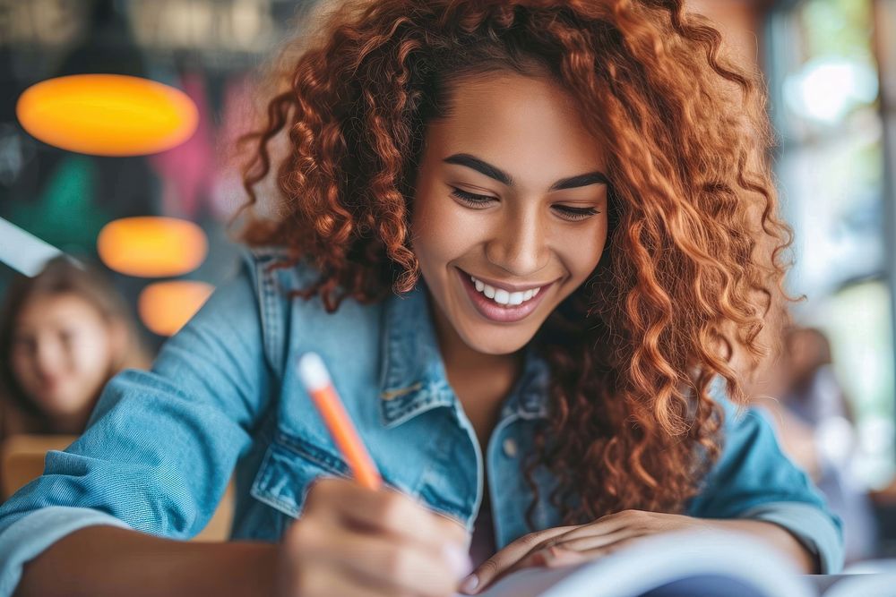 Happy student study classroom smile | Free Photo - rawpixel