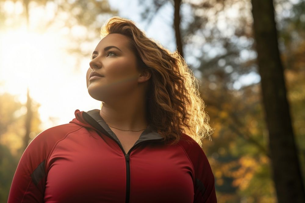 chubby woman sunlight portrait looking. | Premium Photo - rawpixel