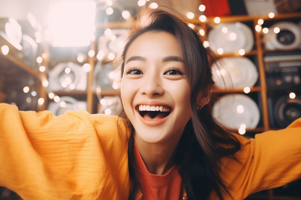 Asian teen girl vlog laughing | Premium Photo - rawpixel