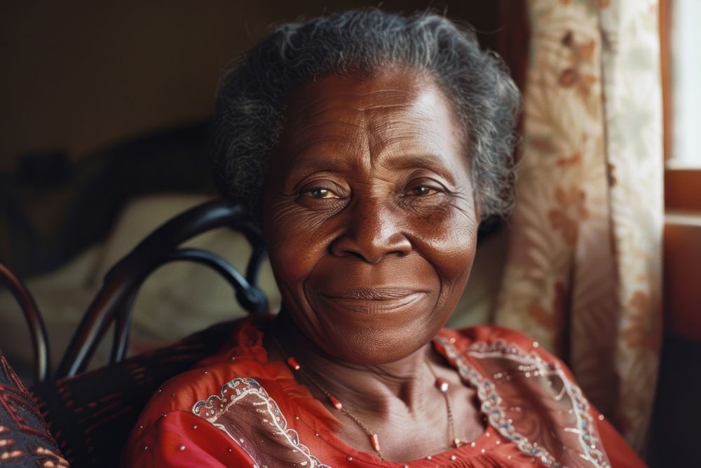 Portrait smiling Negro woman portrait | Free Photo - rawpixel