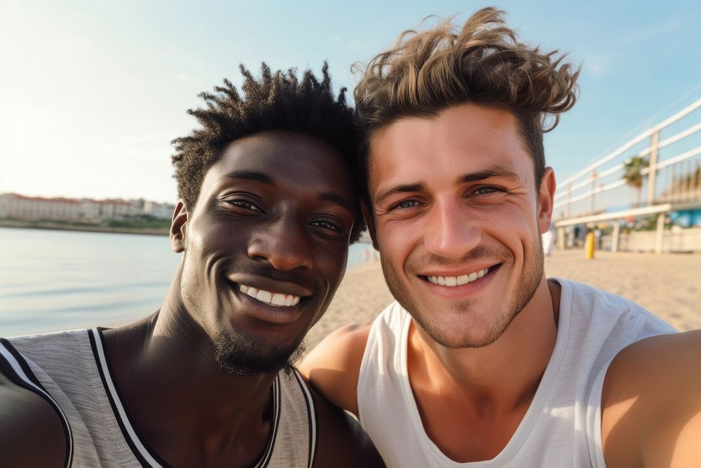 2 men friends portrait laughing | Premium Photo - rawpixel