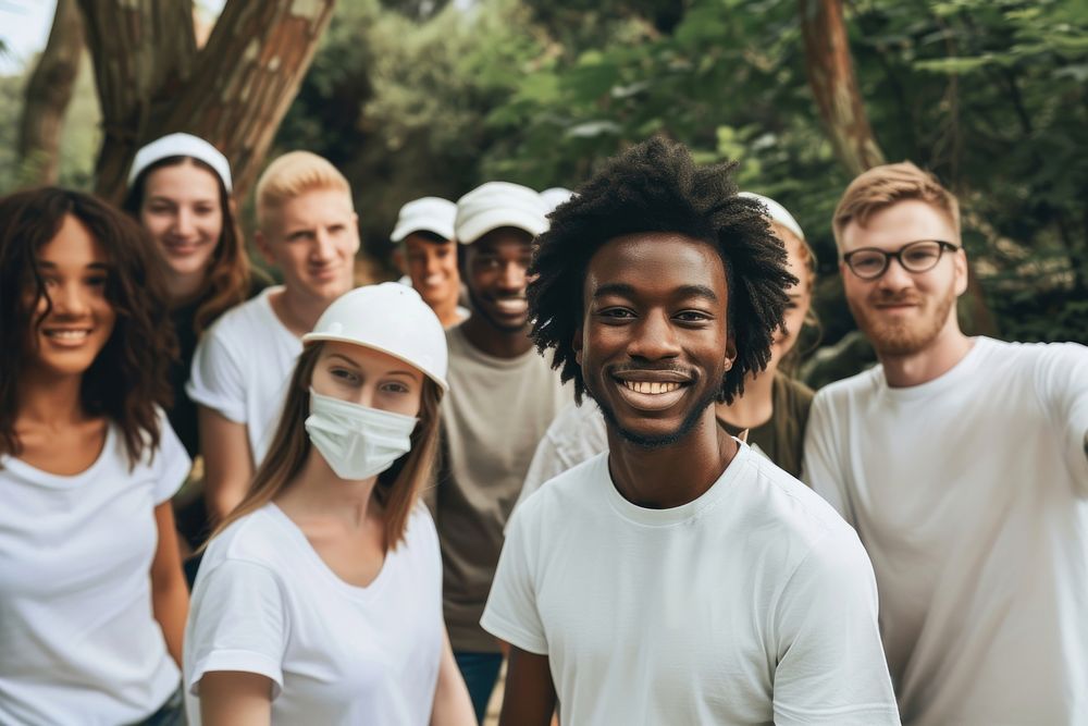 Volunteering wearing blank white people | Free Photo - rawpixel