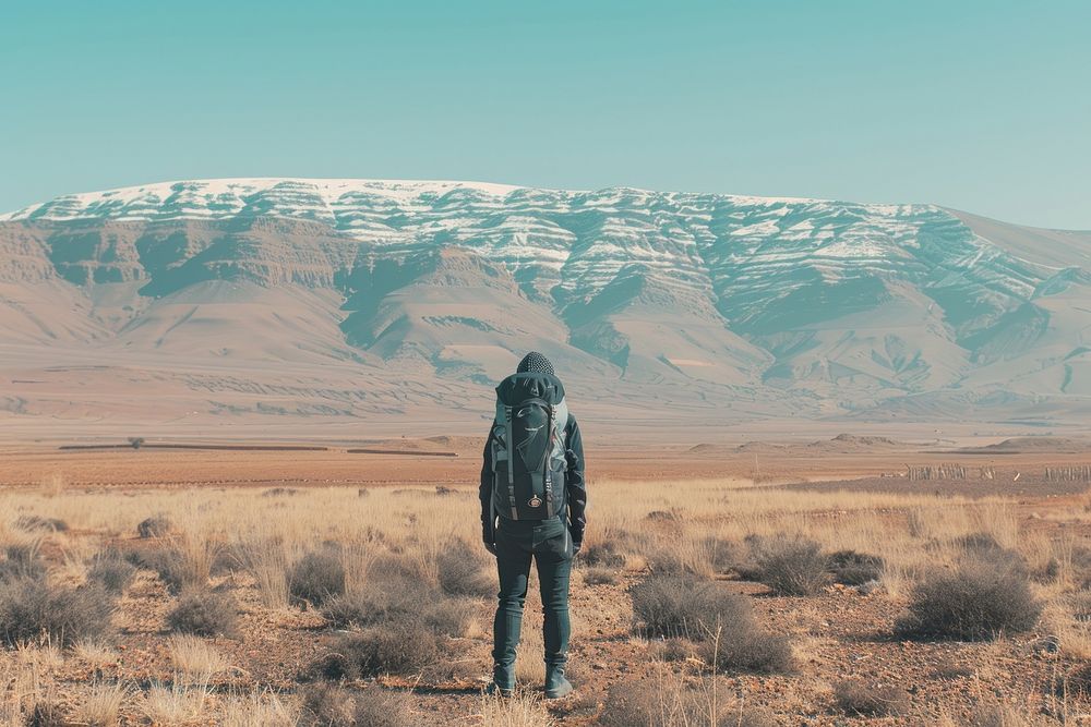 Guy traveling explorer backpacking clothing | Premium Photo - rawpixel