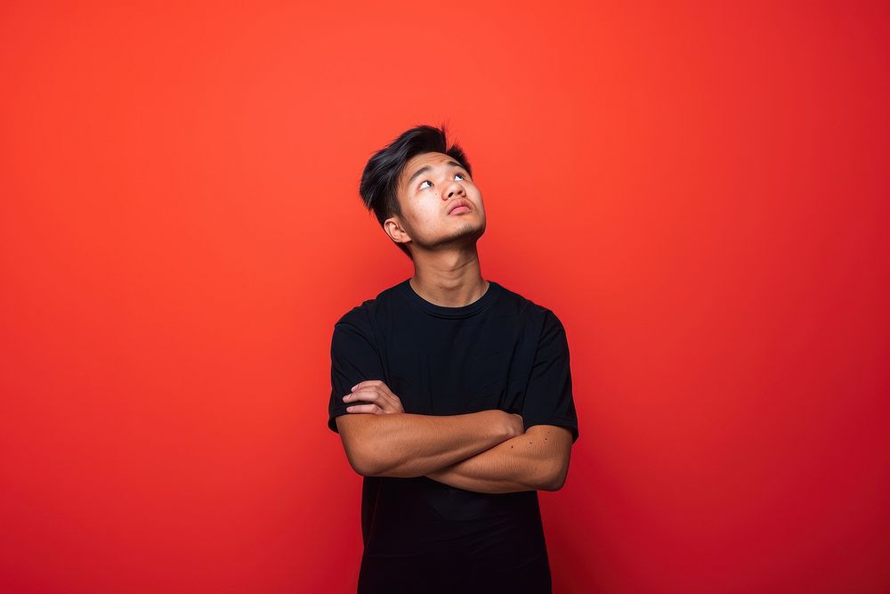Asain man crossed arm portrait | Premium Photo - rawpixel