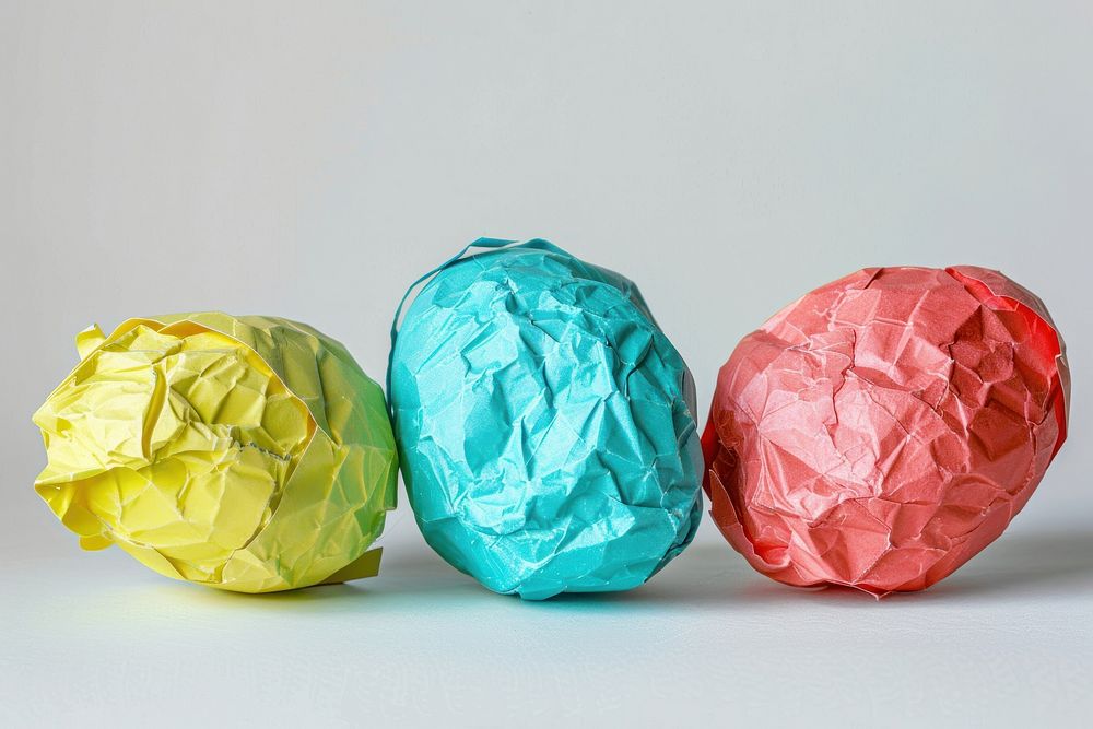 Easter style crumpled paper origami | Free Photo - rawpixel