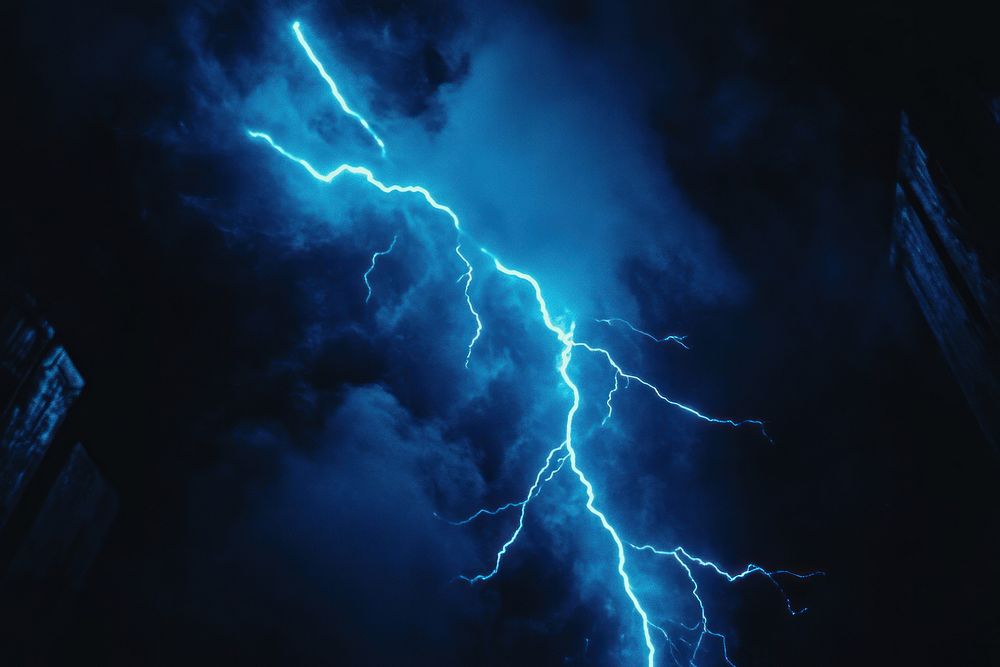 Blue neon lightning storm thunderstorm | Free Photo - rawpixel