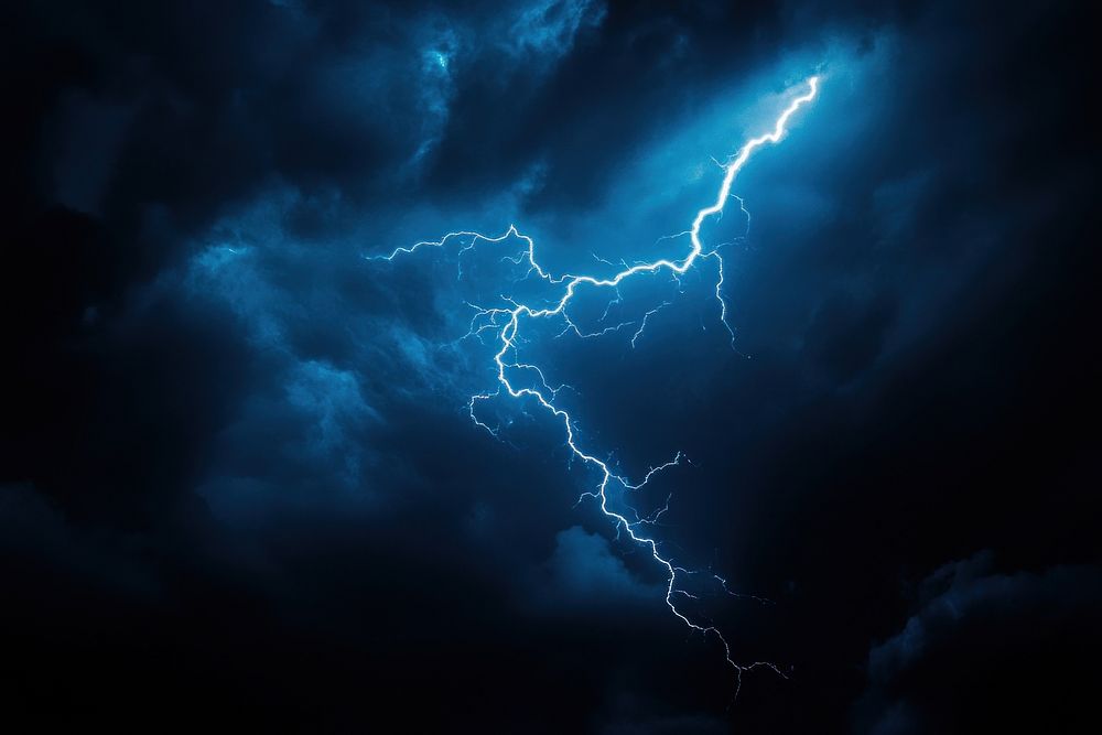 Blue lightning storm thunderstorm phenomenon. | Free Photo - rawpixel
