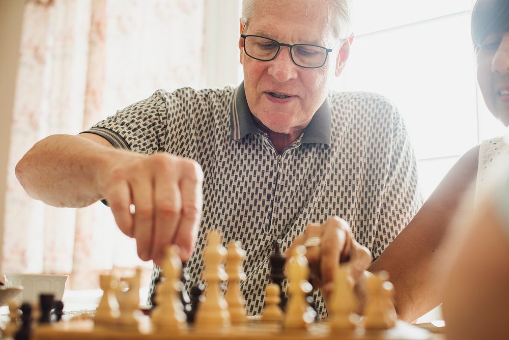 Elderly man playing chess, senior | Free Photo - rawpixel