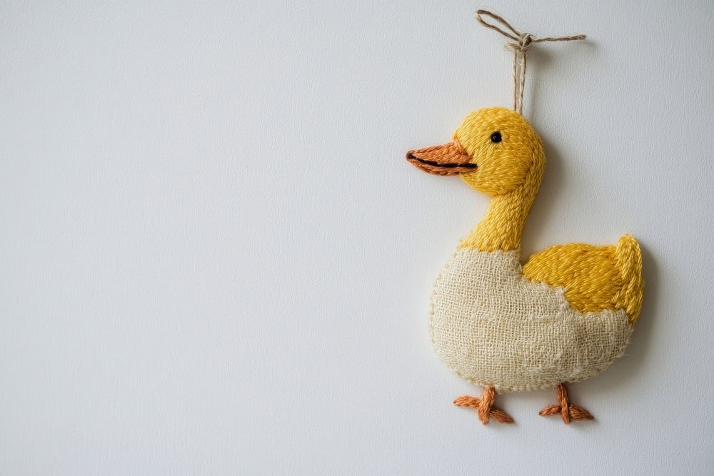 duck embroidery style animal art | Free Photo - rawpixel