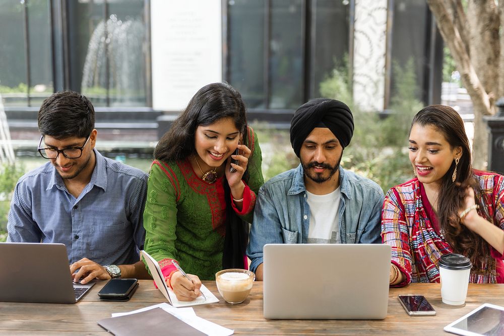 Indian group friends collaborating and | Premium Photo - rawpixel