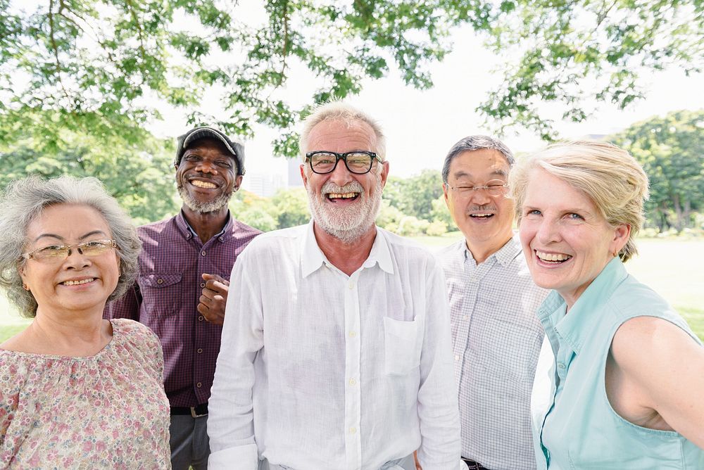 Group diverse elderly friends smiling | Free Photo - rawpixel