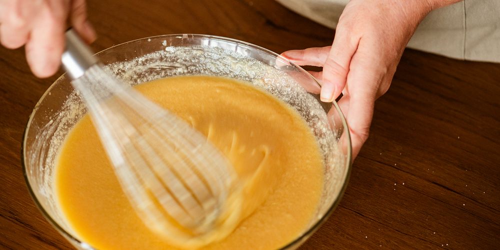 Close-up hands whisking batter glass | Premium Photo - rawpixel