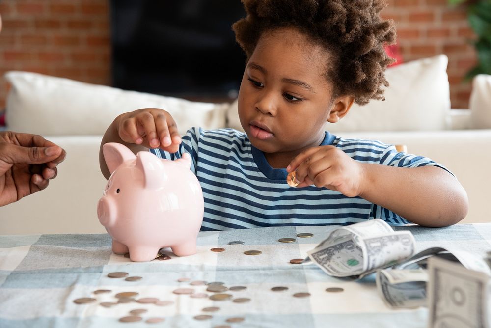 Child saving money piggy bank, | Free Photo - rawpixel