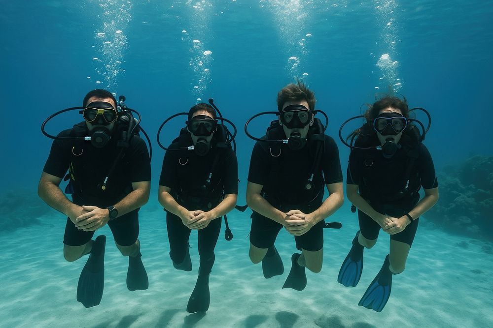 Underwater scuba diving adventure. | Free Photo - rawpixel