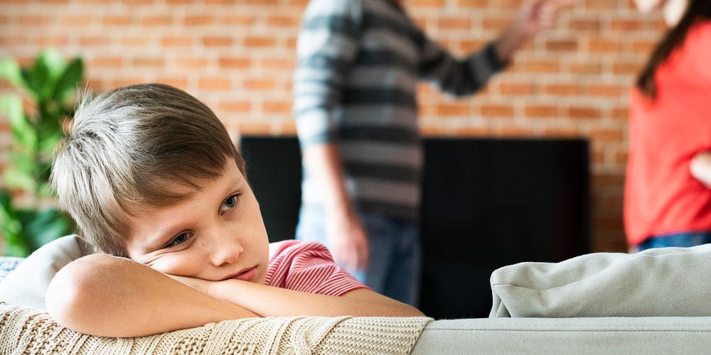 child looks sad couch, adults | Free Photo - rawpixel