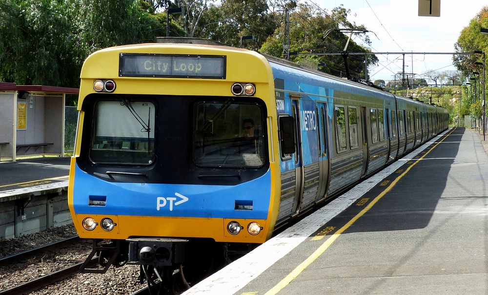 The Comeng train | Free Photo - rawpixel