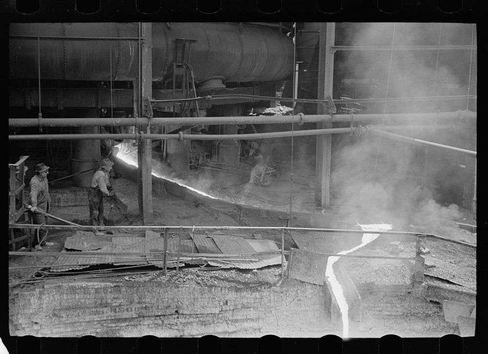 Tapping slag blast furnace, Pittsburgh, | Free Photo - rawpixel