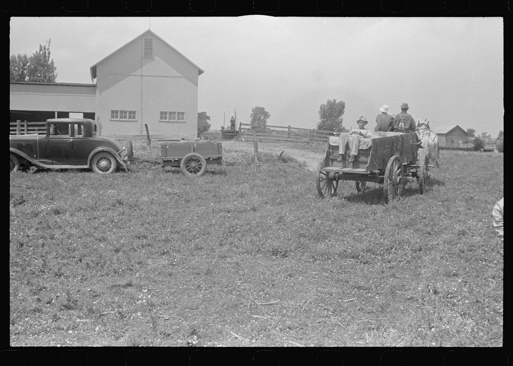 Hauling threshed wheat field, central | Free Photo - rawpixel