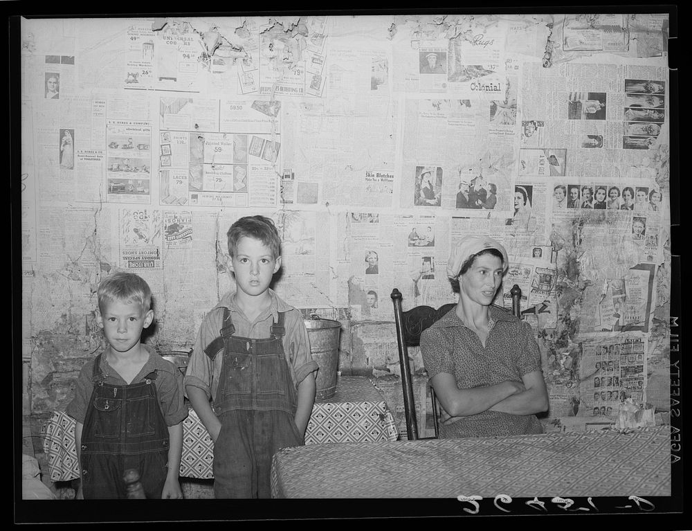 Mrs. Lundy and children. Family | Free Photo - rawpixel