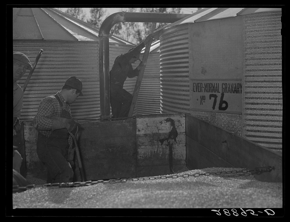 [Untitled photo, possibly related to: | Free Photo - rawpixel