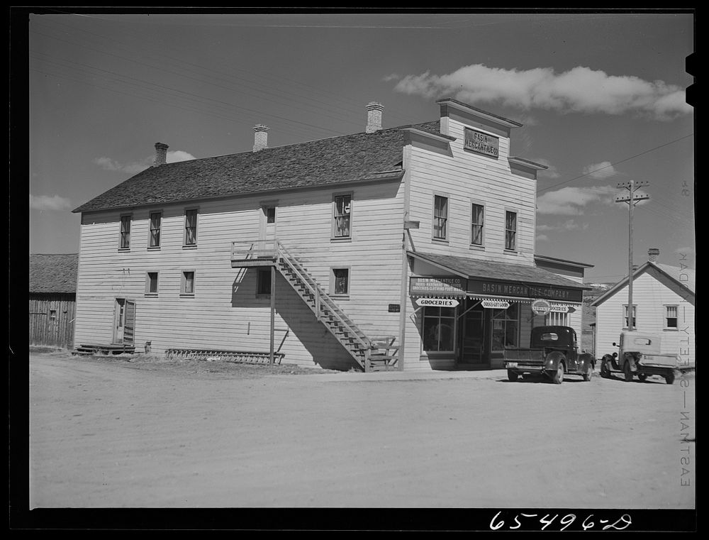 Wisdom, Montana. Basin Mercantile Company. | Free Photo - rawpixel