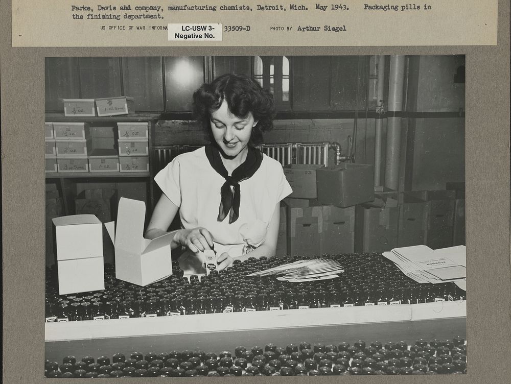 Parke, Davis Company, manufacturing chemists | Free Photo - rawpixel