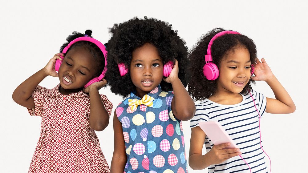 Kids listening music headphones, isolated | Free Photo - rawpixel