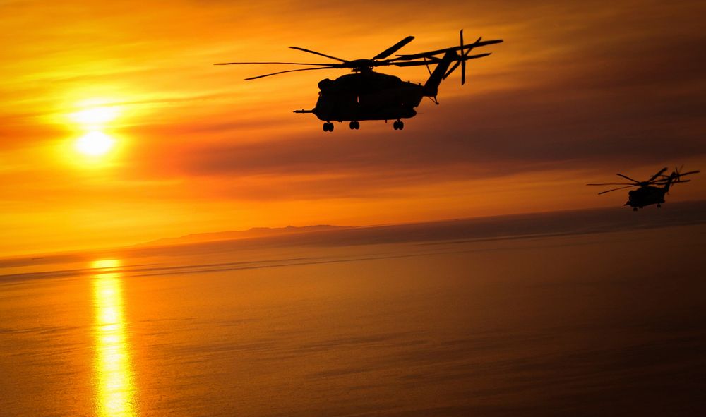 Fire Flight | Free Photo - rawpixel