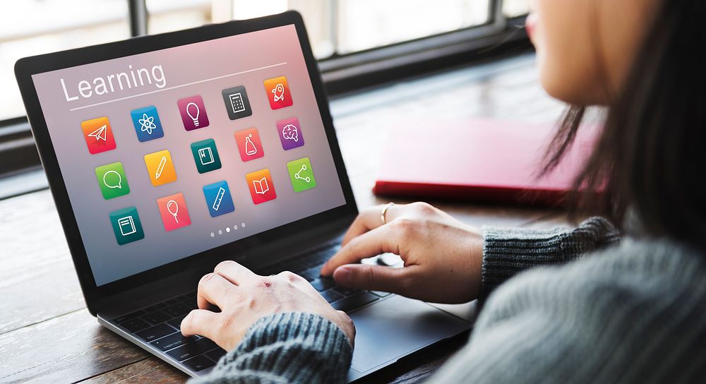 E-learning Online Education Application Concept | Free Photo - rawpixel